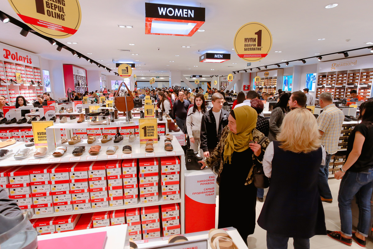 Царство обуви на открытии нового филиала FLO — Афиша Ташкента