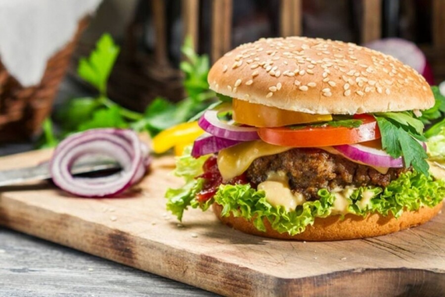 8 марта в Burger & Lounge — Афиша Ташкента
