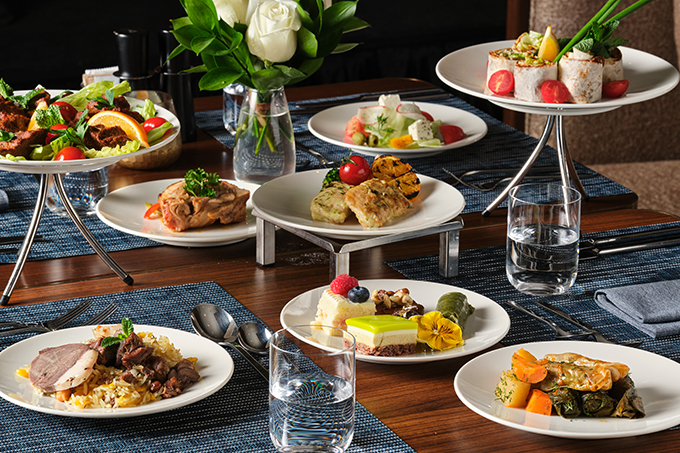 Shosh Restaurant & Terrace предлагает провести ифтар в отеле Hilton ...