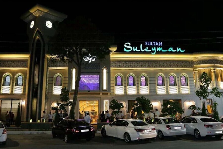 Sultan Suleyman`da iftorlik — Toshkent Afishasi